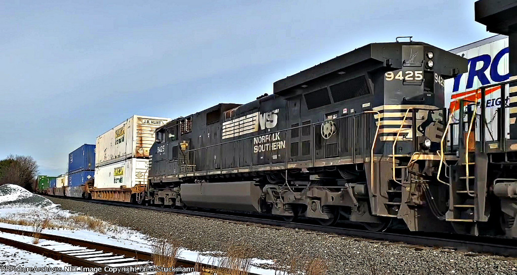 NS 9425